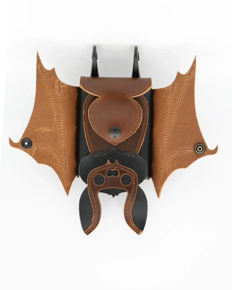 Bat Pouch - Clip