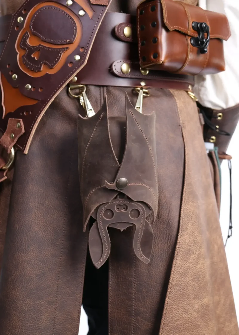 Bat Pouch - Clip